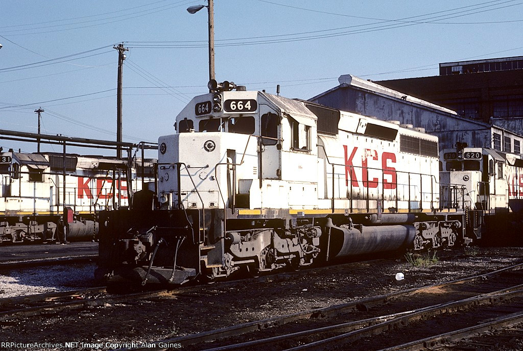 KCS SD40-2 664